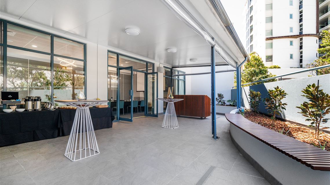 Mantra Mooloolaba Beach - Mooloolaba Resort - MantraHotels.com